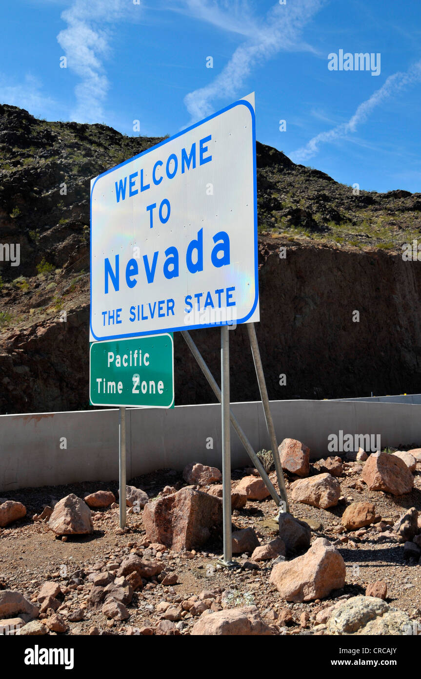 State line hoover dam hi-res stock photography and images - Alamy