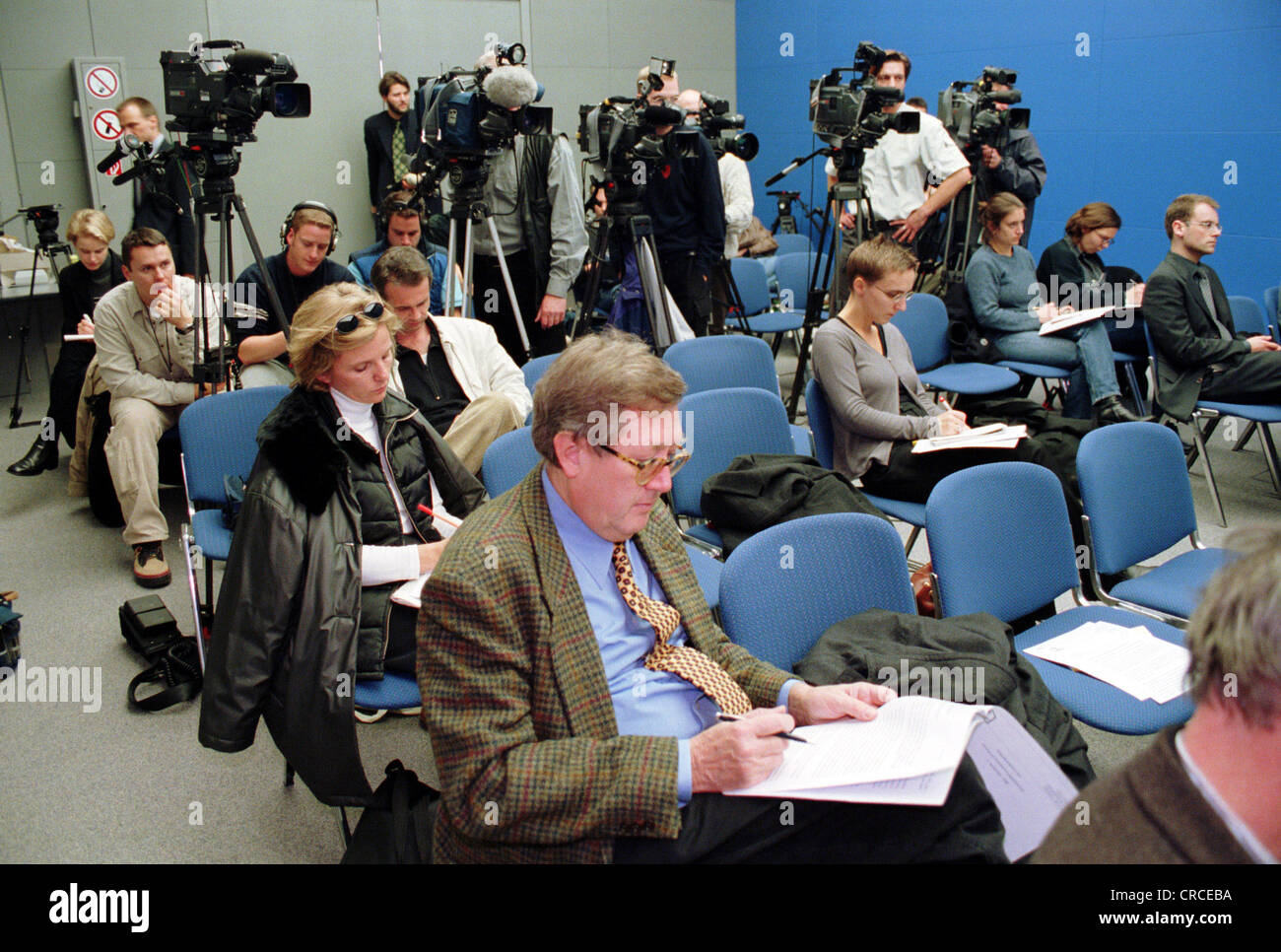 Berlin, representatives of the media at a press conference Stock Photo ...