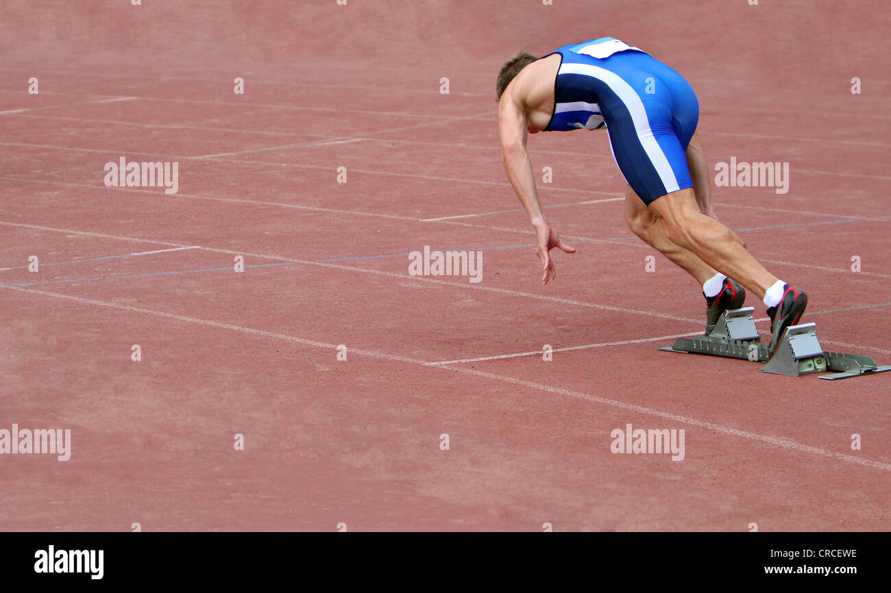 Go the start run sprint athletics hi-res stock photography and images ...