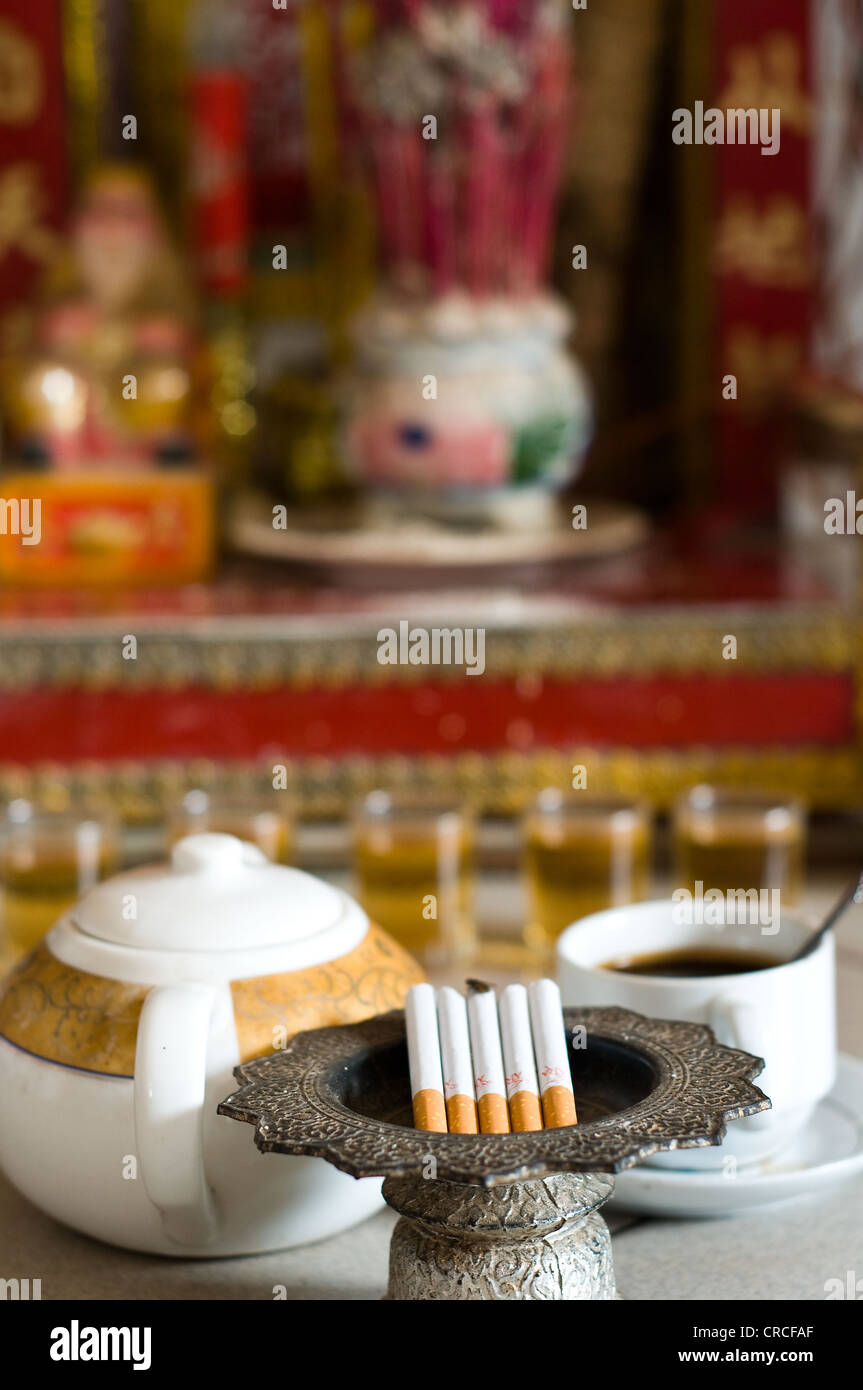 Buddhist altar food offerings hi-res stock photography and images - Alamy