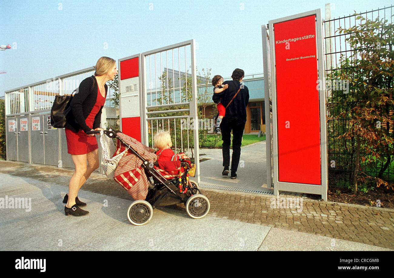 Daycare german bundestag hi-res stock photography and images - Alamy