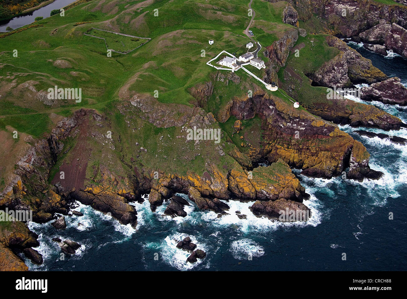 St. Abbs Head lighthouse and foghorn Stock Photo - Alamy