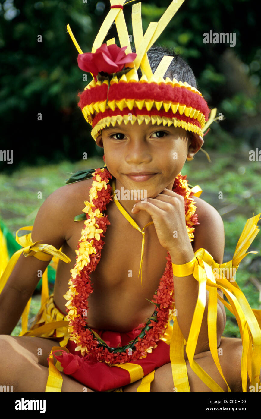 Federated states of micronesia children hi-res stock photography and ...