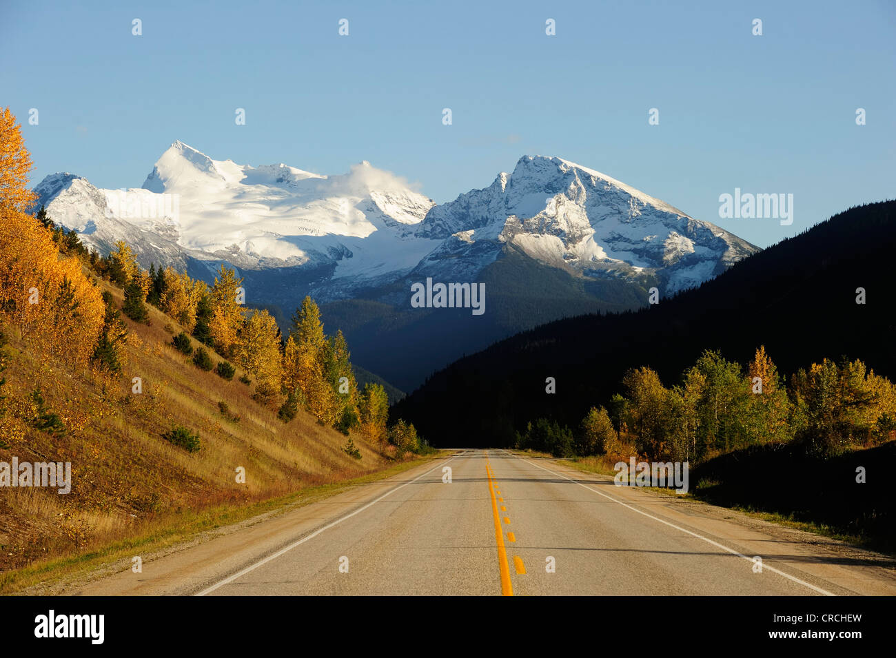Street through the Rocky Mountains near Mount Robson National Park ...
