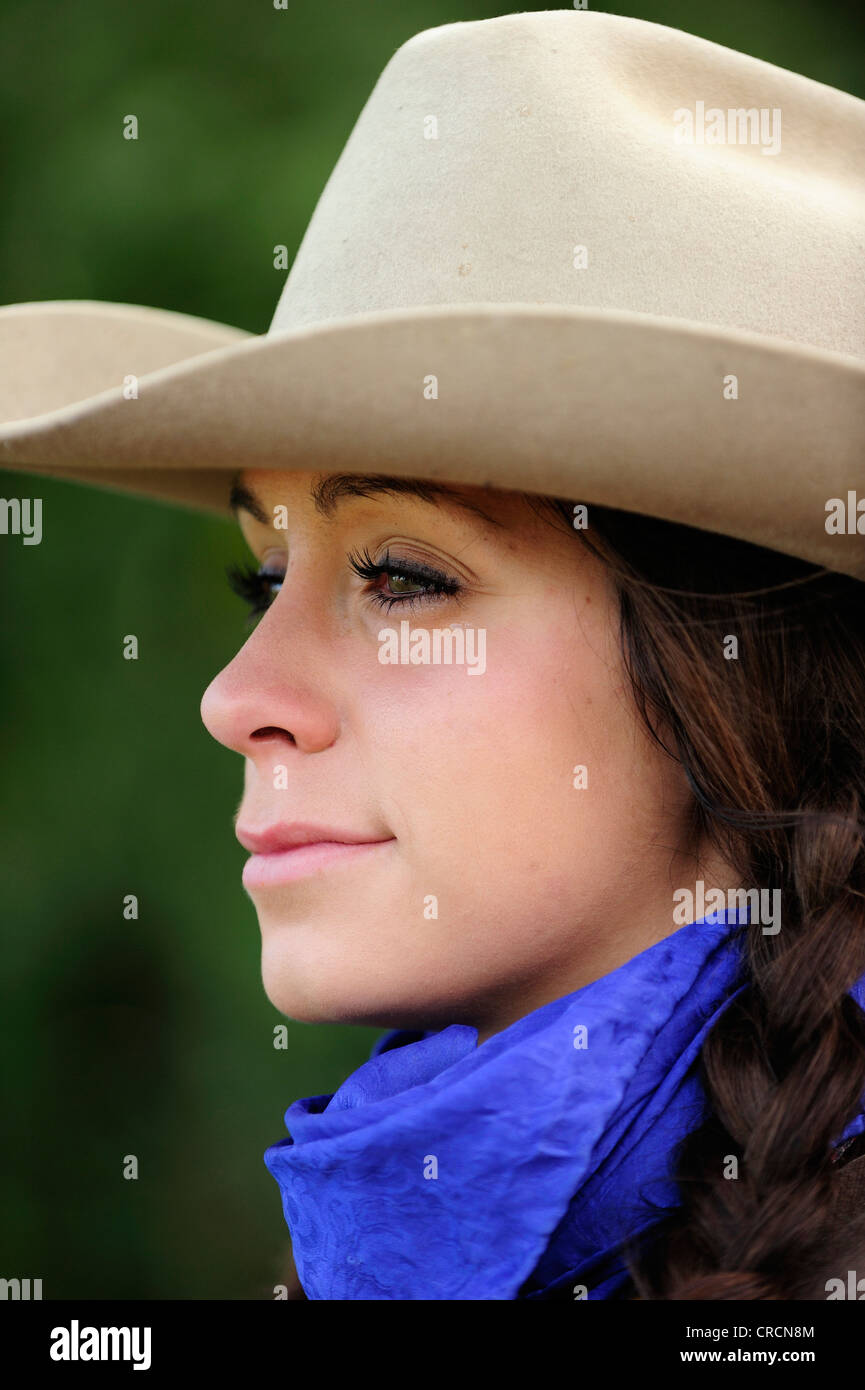 Crying photos hi-res stock photography and images - Alamy