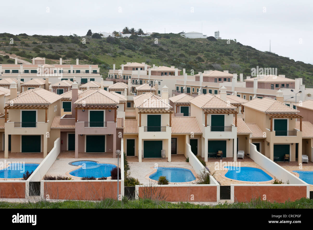 Monotone, uninhabited cottages, town houses with pools, Algarve ...