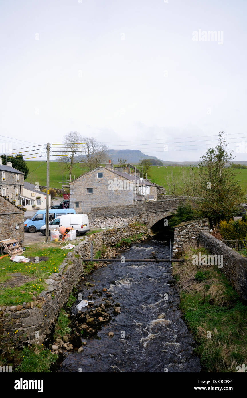 River Ribble running through the Village of Horton in Ribblesdale with ...