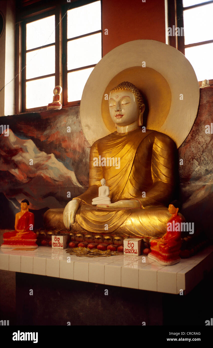 Kandy attractions hi-res stock photography and images - Alamy