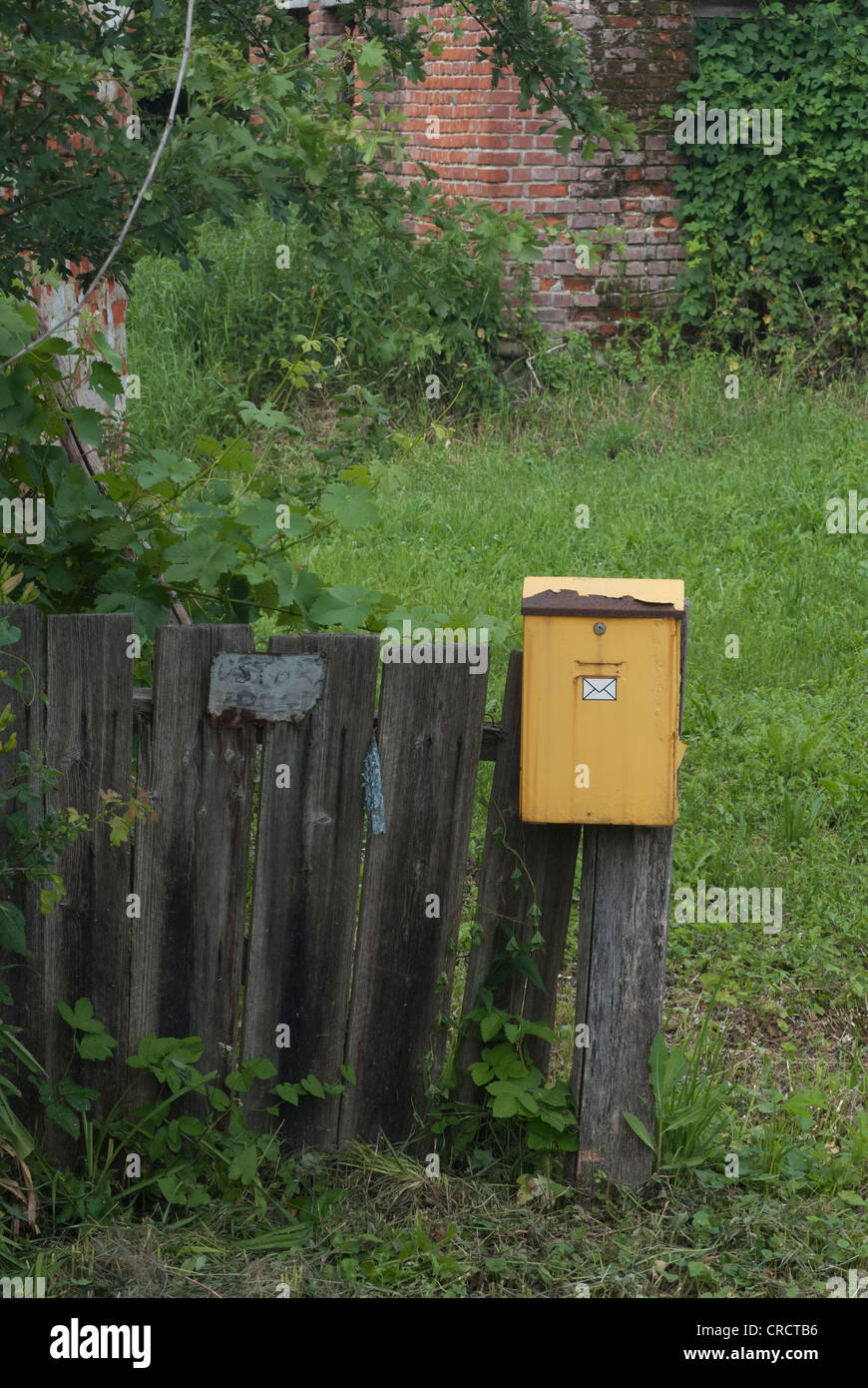 Old post box Stock Photo - Alamy