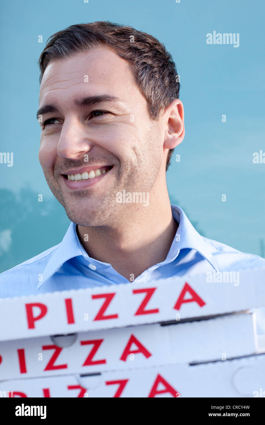 Piles of cardboard boxes hi-res stock photography and images - Alamy
