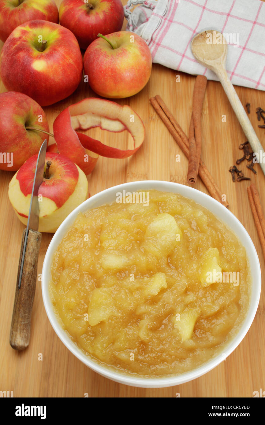 Apple sauce hi-res stock photography and images - Alamy