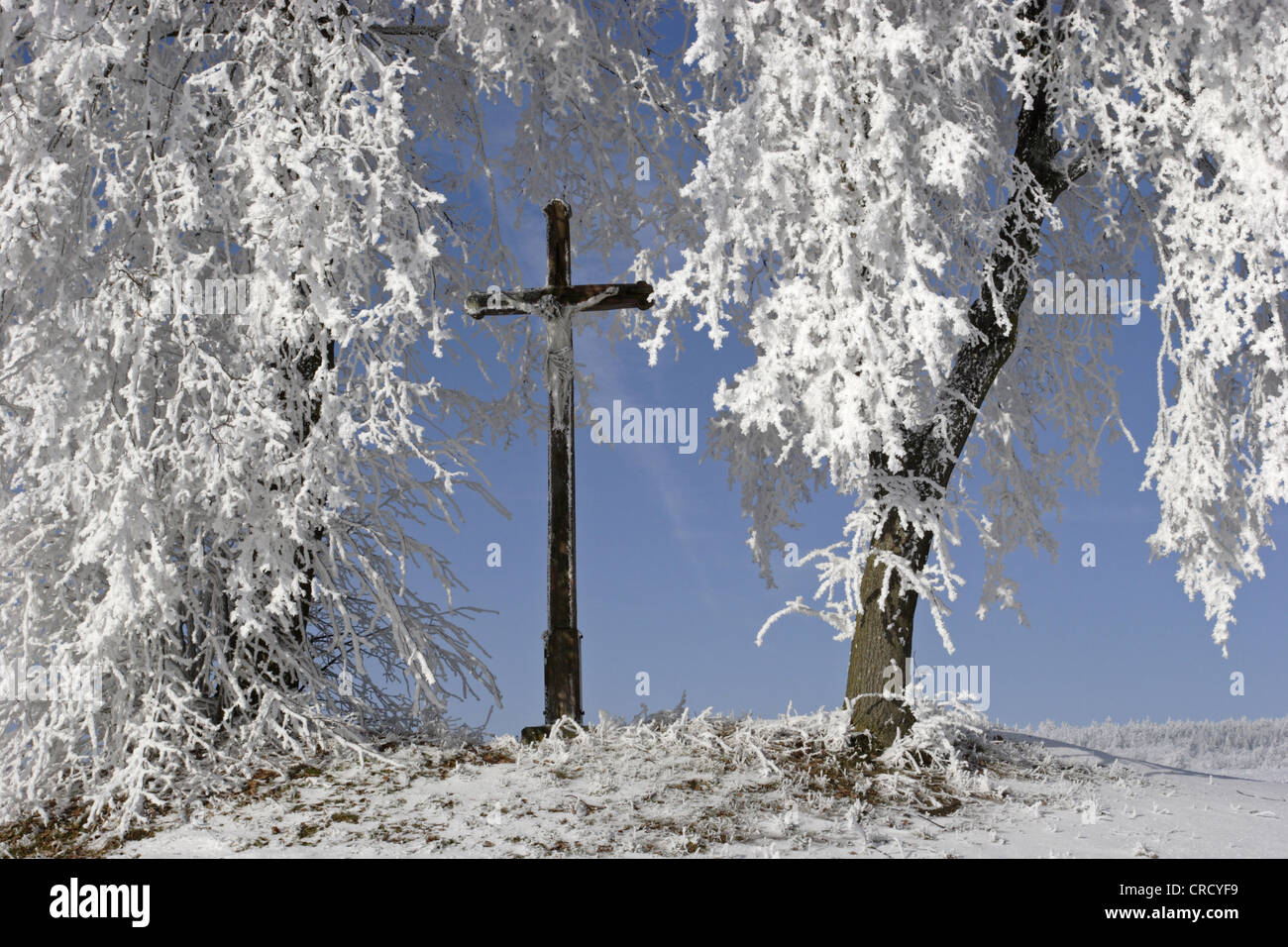 Wayside crosses hi-res stock photography and images - Alamy