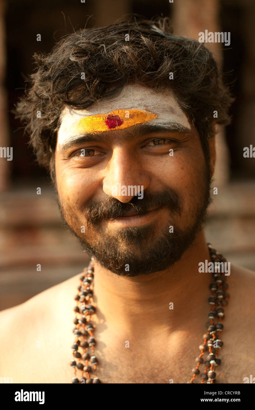 Indian priest hi-res stock photography and images - Alamy