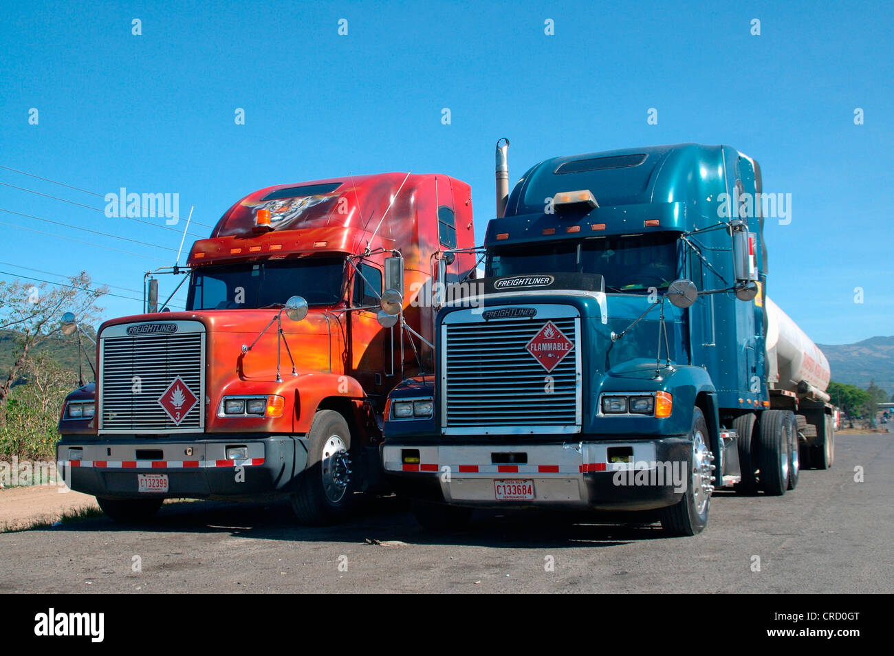 Trucks on the panamericana hi-res stock photography and images - Alamy