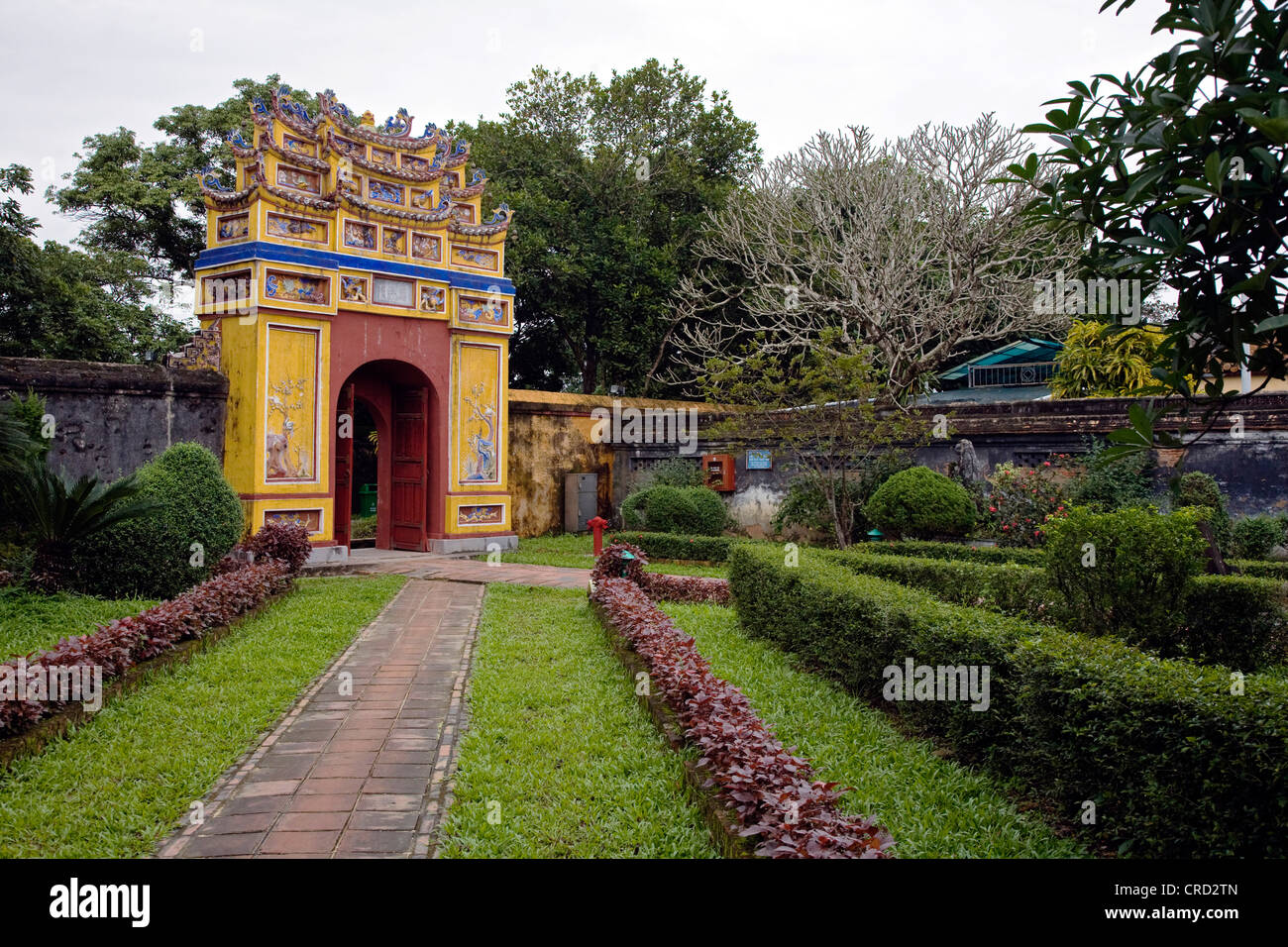 Yellow Gate High Resolution Stock Photography and Images - Alamy