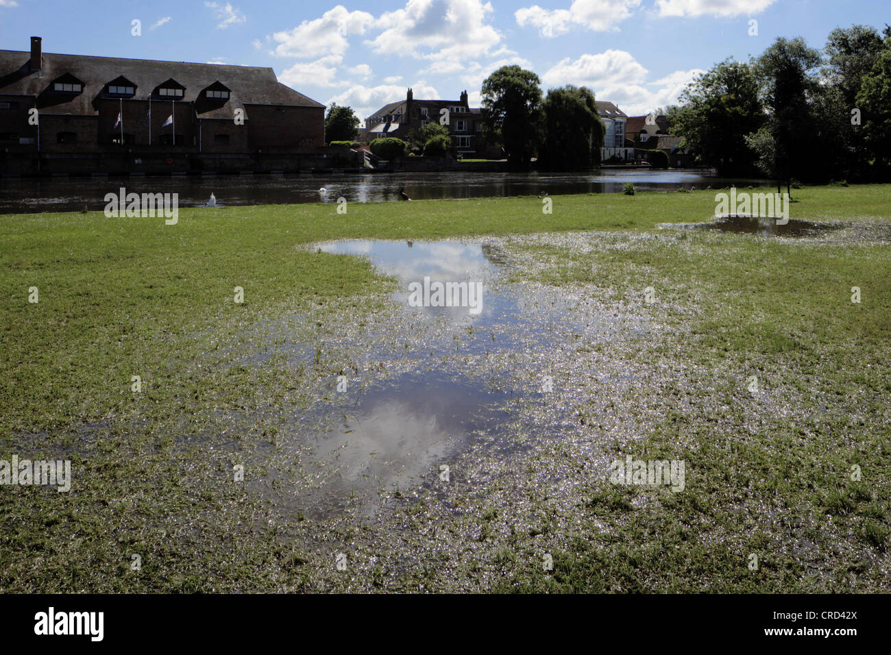 River great ouse st neots hi-res stock photography and images - Alamy
