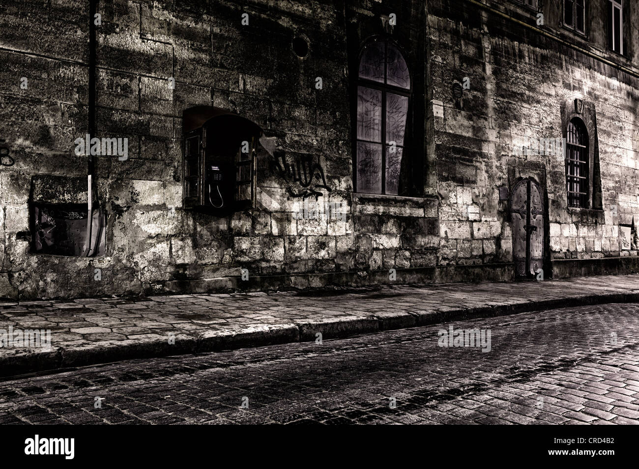 City Street Night Dark Lonely High Resolution Stock Photography and ...
