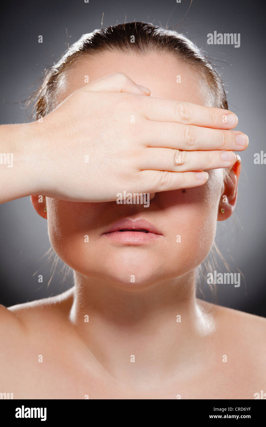 Nonverbal communication with eyes hi-res stock photography and images ...