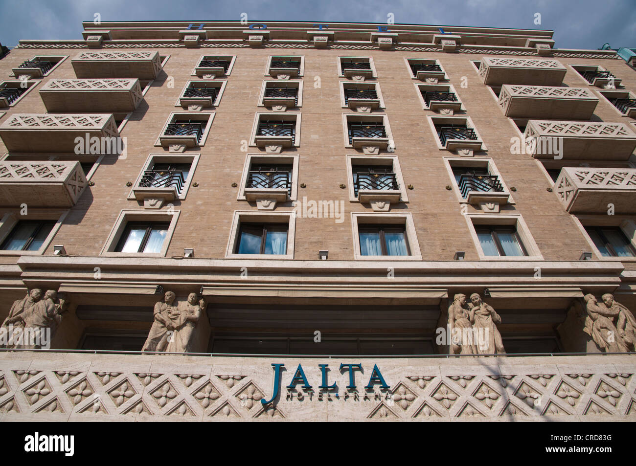 Jalta hi-res stock photography and images - Alamy