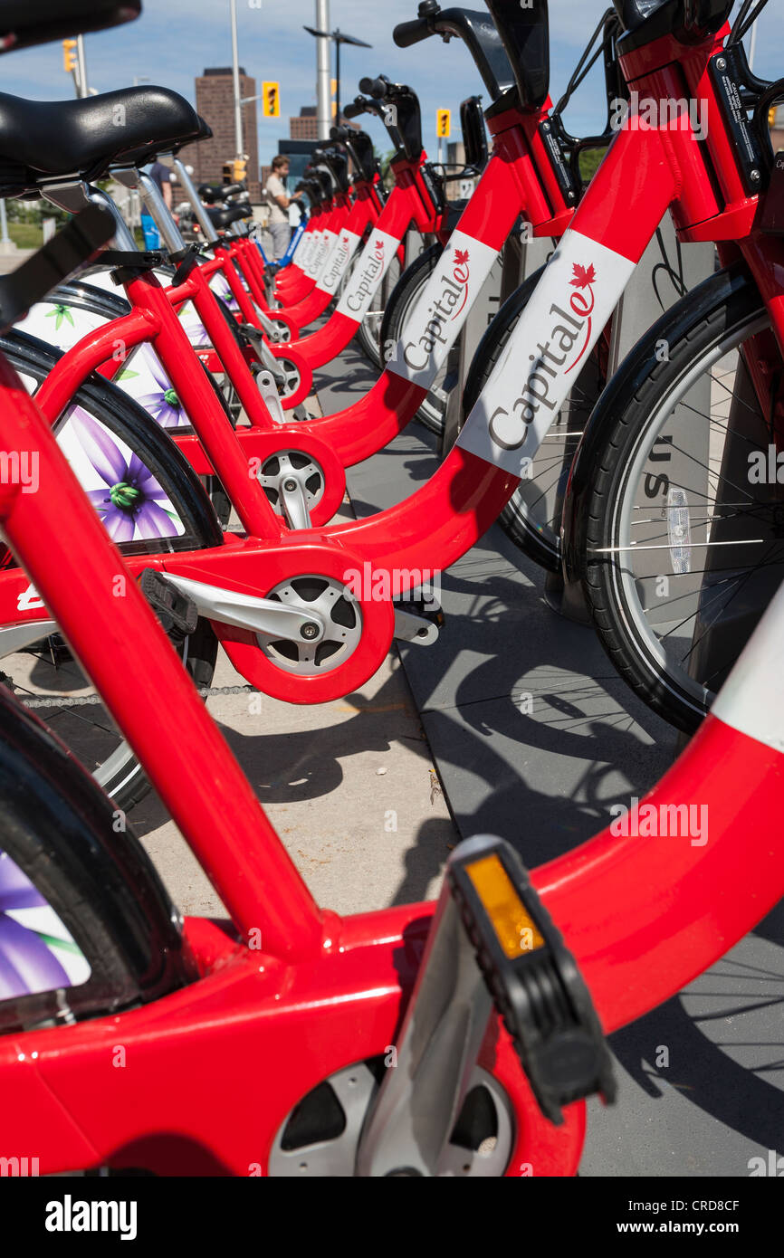 Shared bikes bicycles hi-res stock photography and images - Alamy