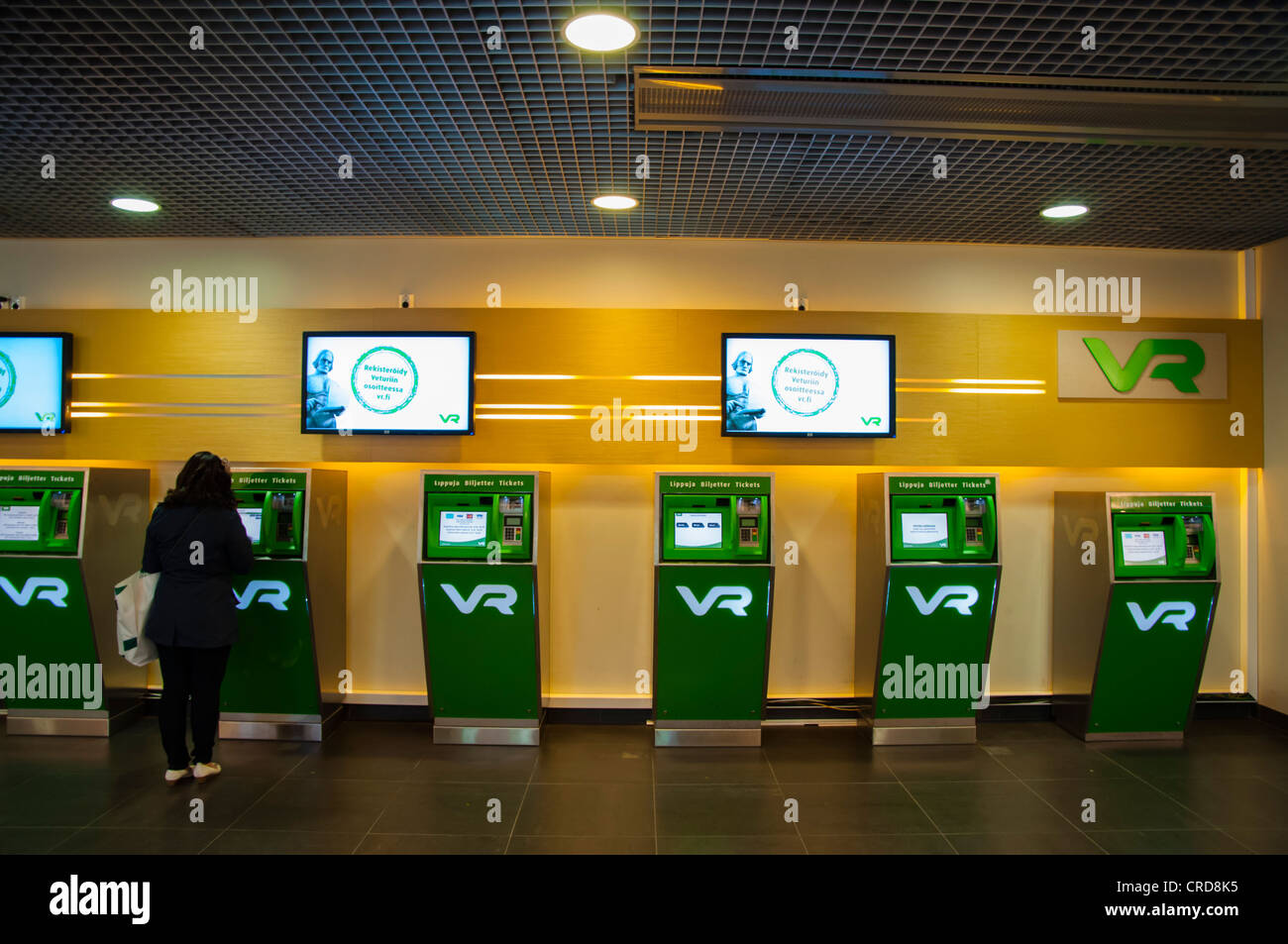 Ticket machines hi-res stock photography and images - Alamy