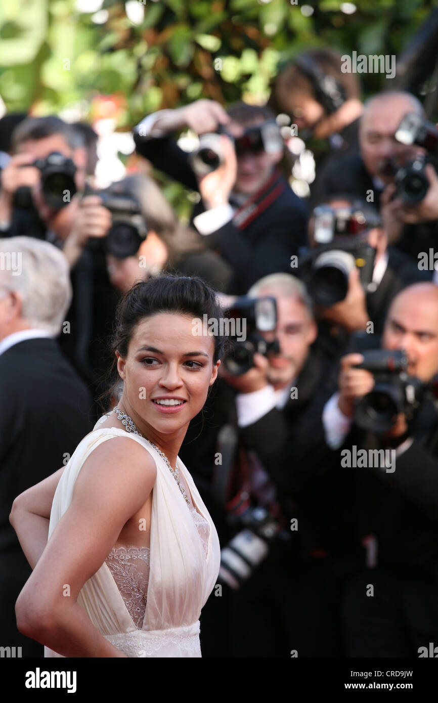 Michelle rodriguez actress hi-res stock photography and images - Alamy