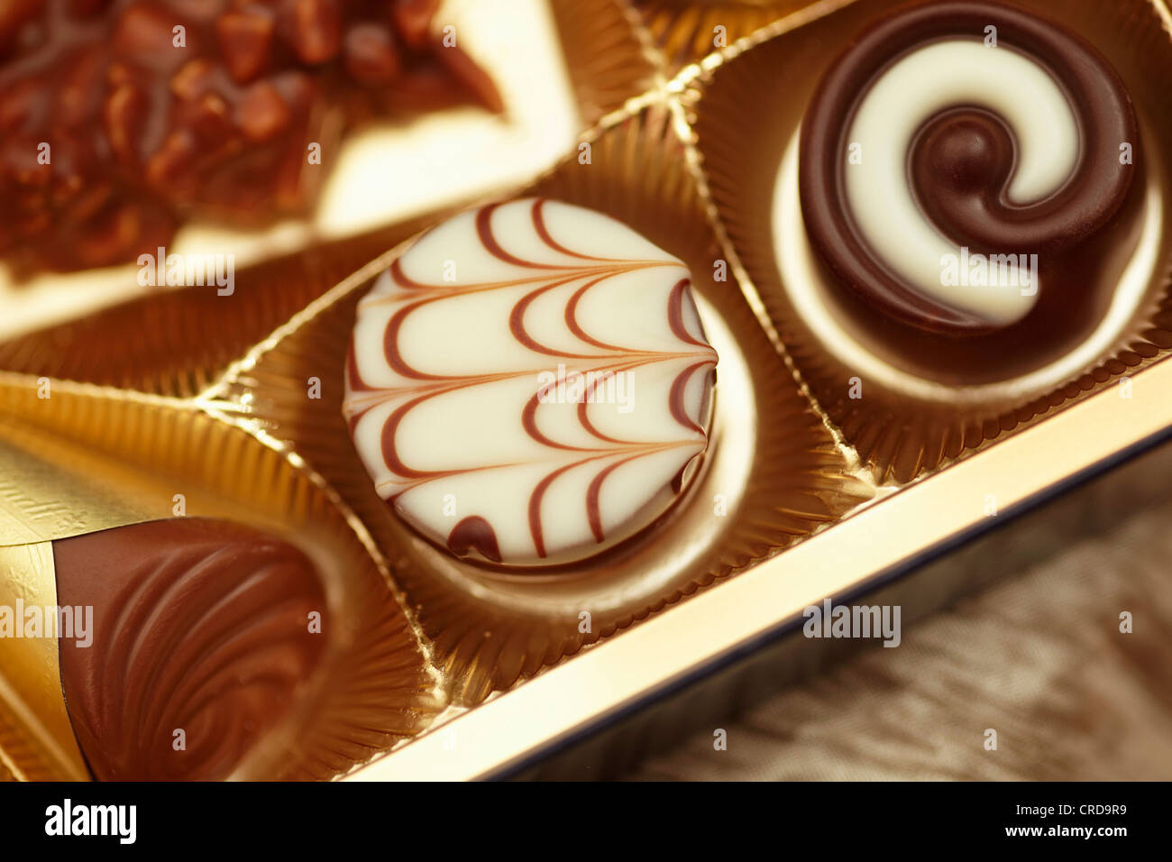 Dish of chocolates hi-res stock photography and images - Alamy