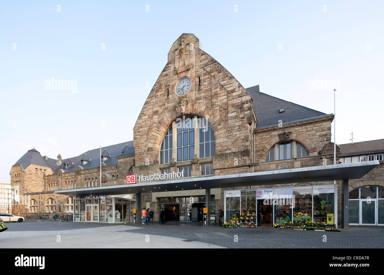 Station logos hi-res stock photography and images - Alamy