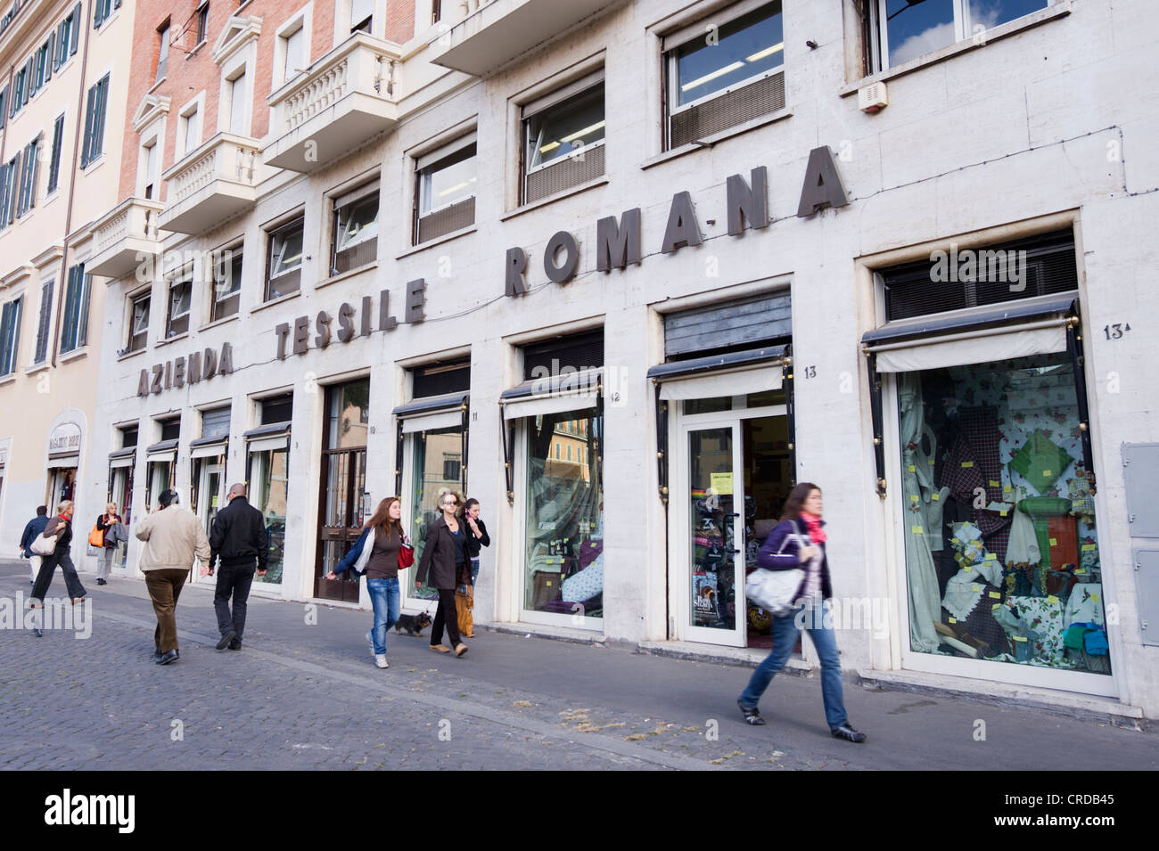 Europe european storefront storefronts hi-res stock photography and ...