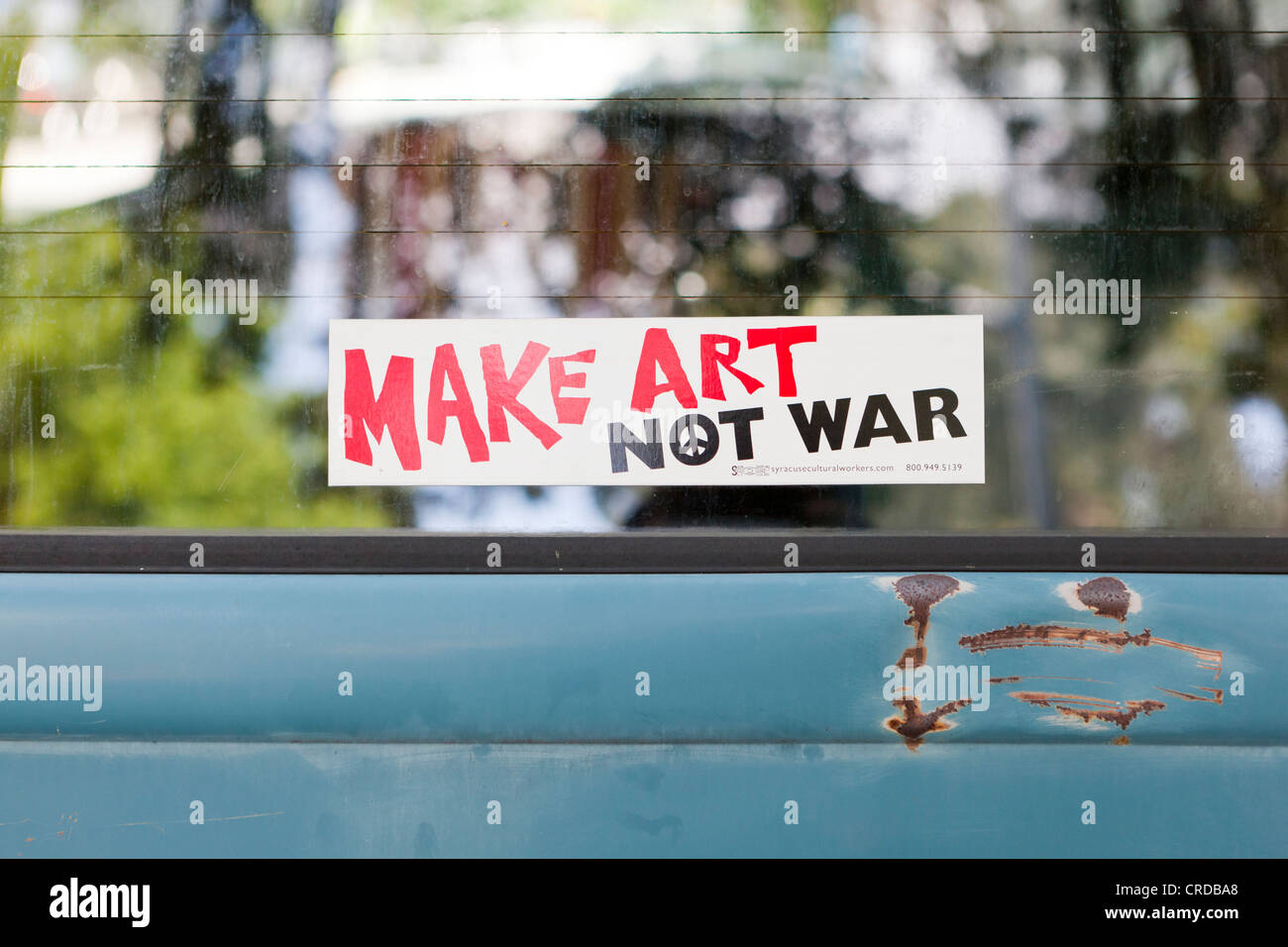 "Make Art Not War" bumper sticker - USA Stock Photo - Alamy