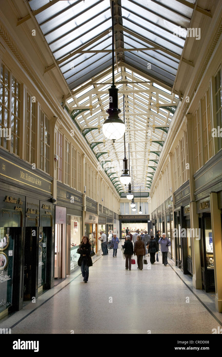 Victorian arcade hi-res stock photography and images - Alamy