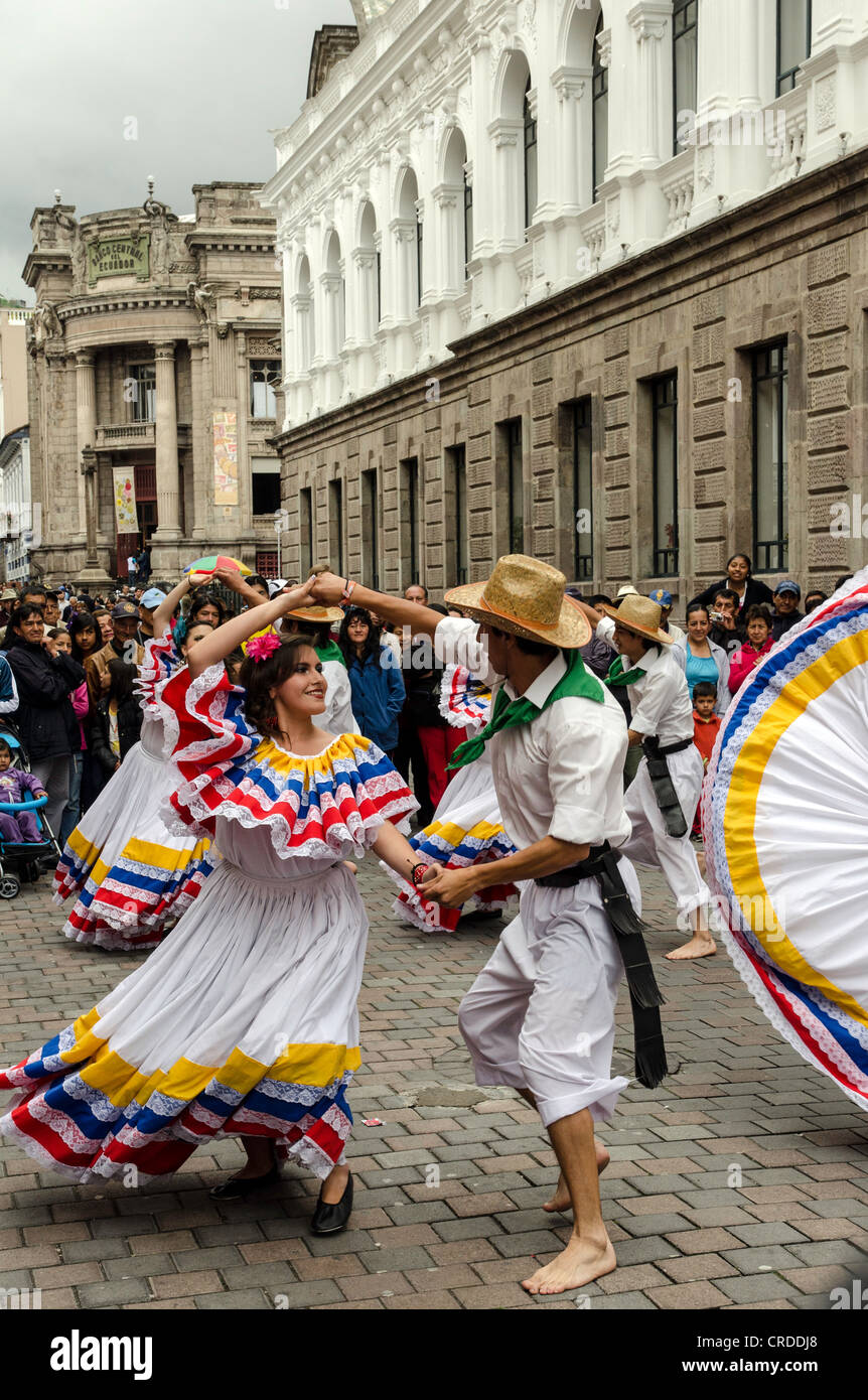 Traditional Ecuadorian Clothing