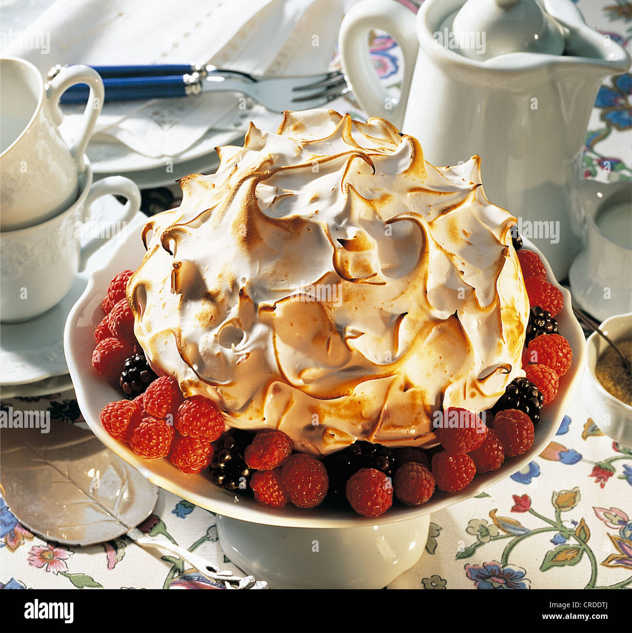 Raspberry meringue, USA Stock Photo - Alamy