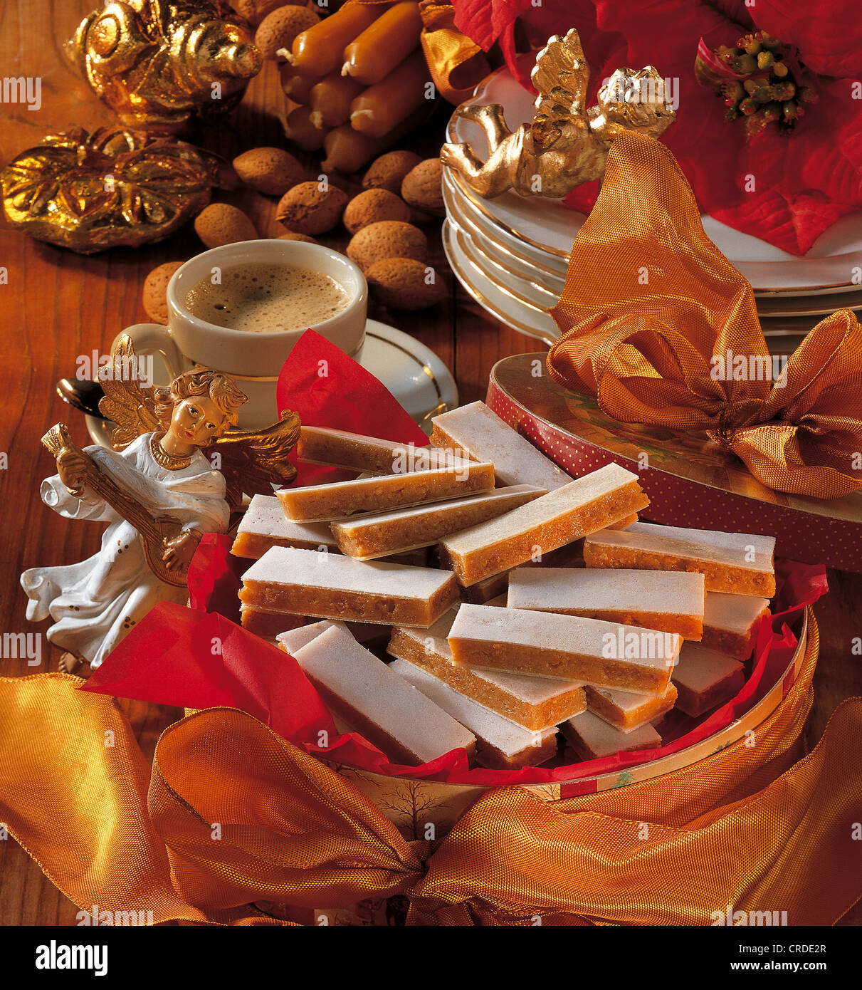 Spanish nuts hi-res stock photography and images - Alamy