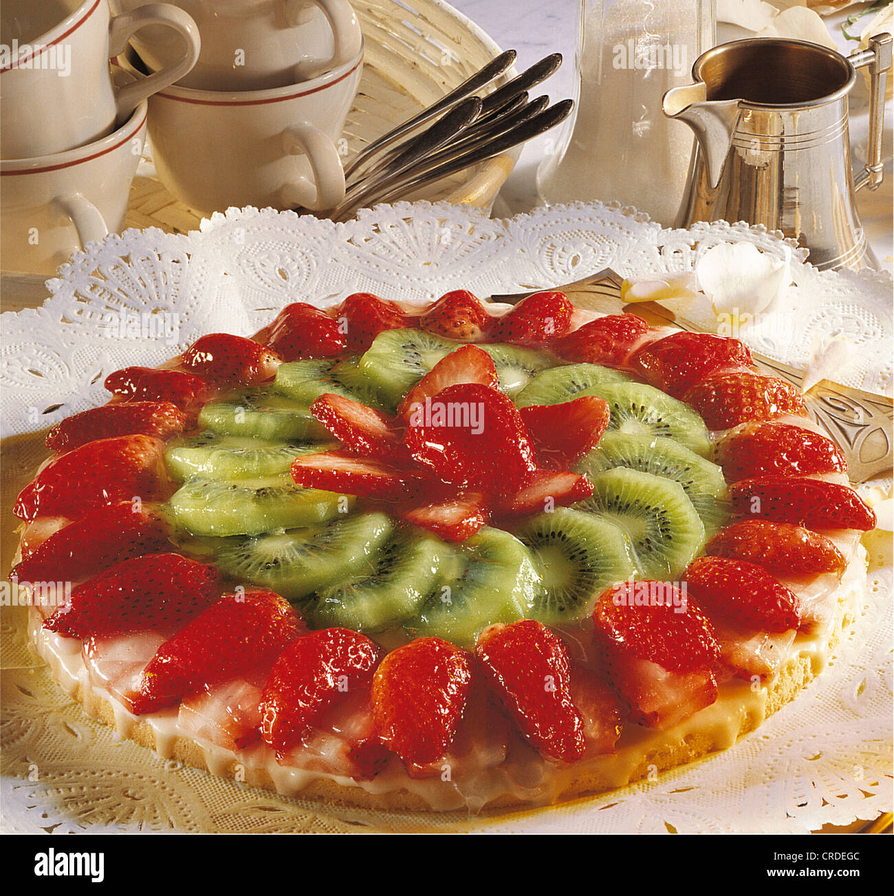 Strawberry-Kiwi tart, New Zealand Stock Photo - Alamy