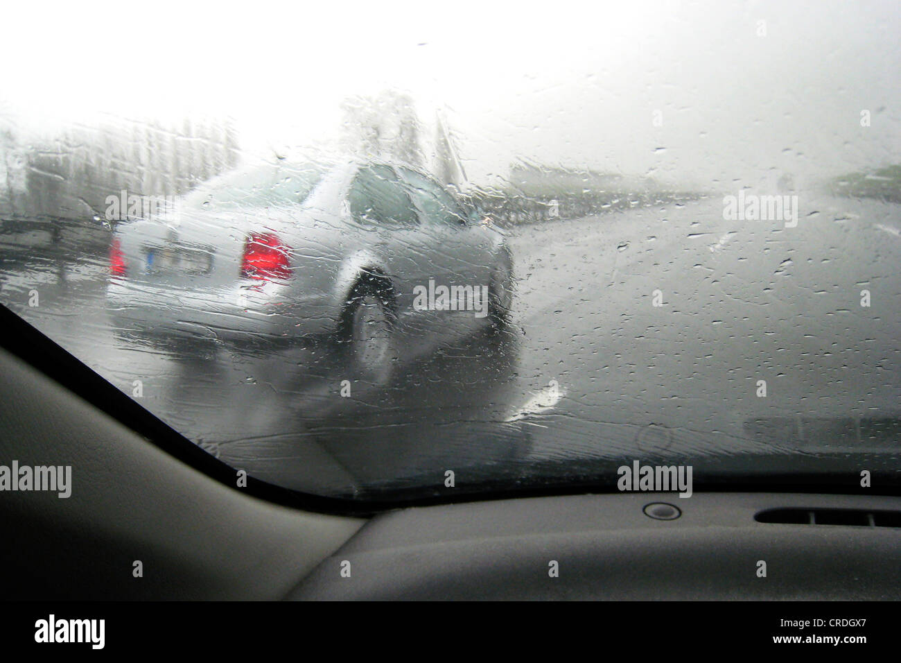 Rainy day motorway hi-res stock photography and images - Alamy