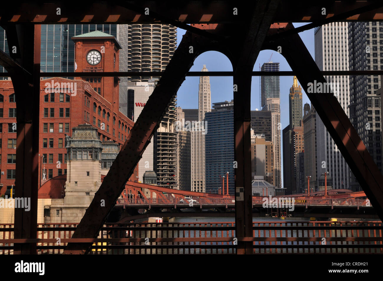Drawbridge over the Chicago River, Chicago, Illinois, USA Stock Photo ...
