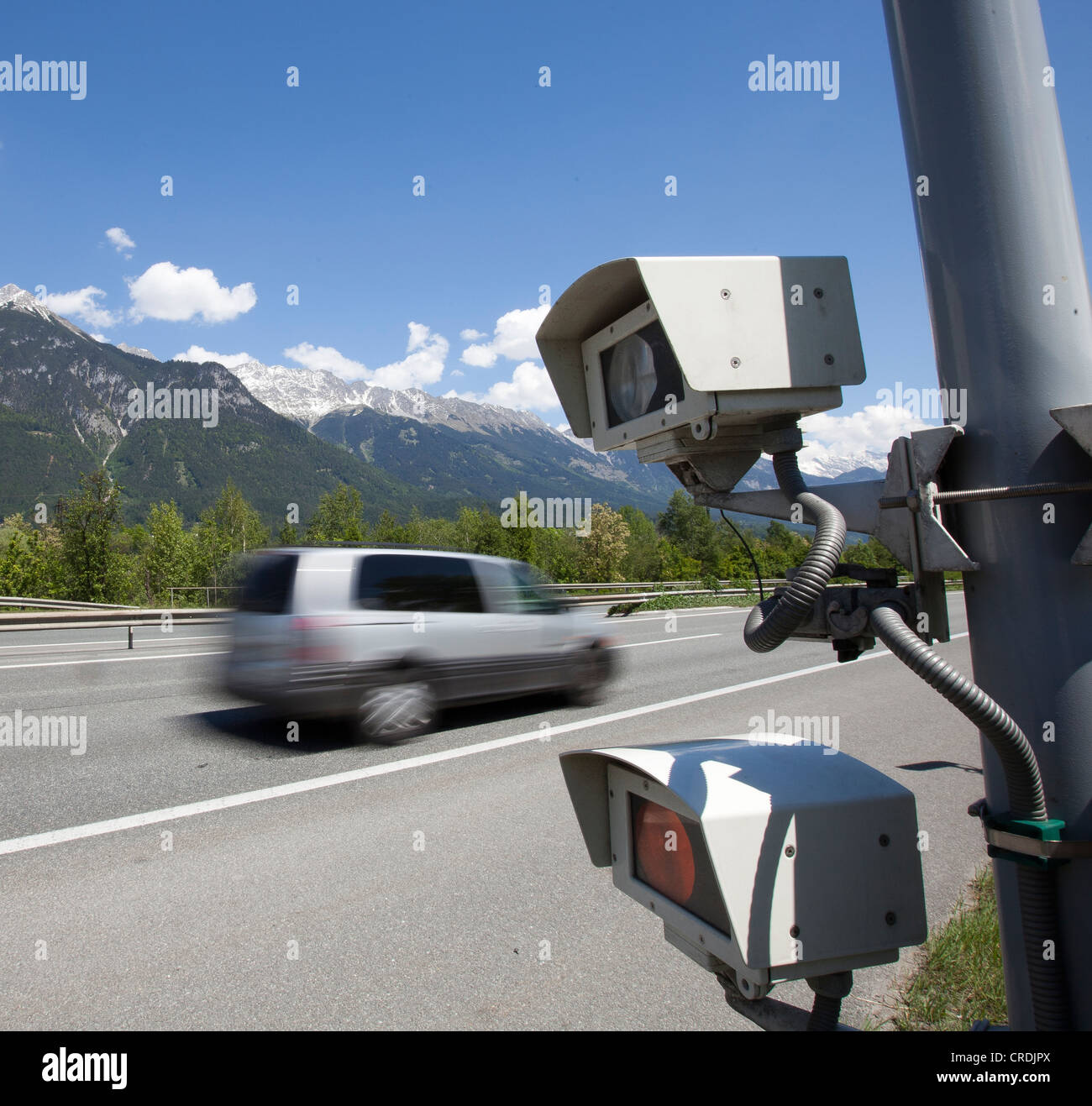 Speeding driver, radar speed control camera on the Inn Valley motorway ...