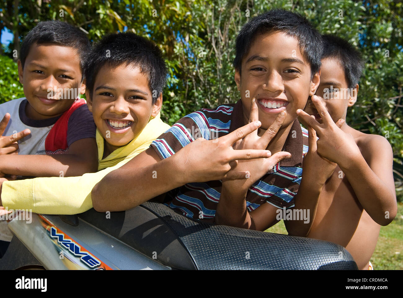 children on Atiu Cook Islands Stock Photo - Alamy