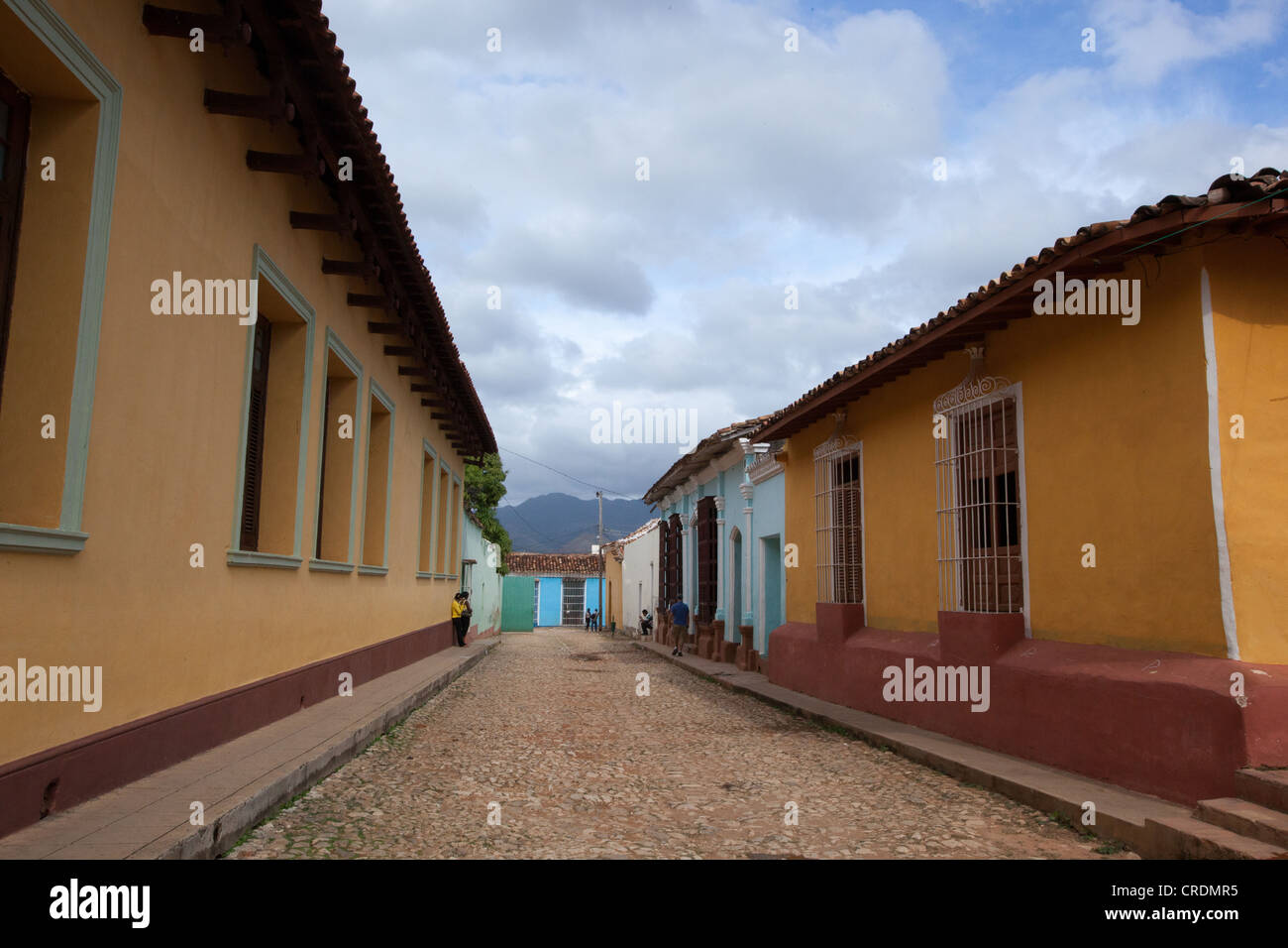 Lined with buildings hi-res stock photography and images - Alamy