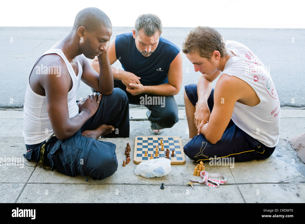 Men playing chess in the street, Cienfuegos, Cuba Stock Photo - Alamy