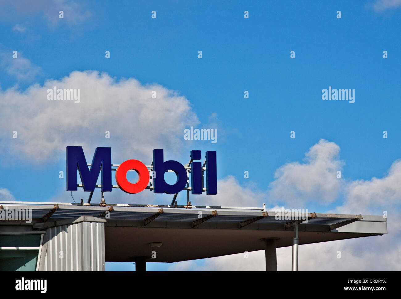 Mobil Gas Logo Vector at Danielle Haynes blog