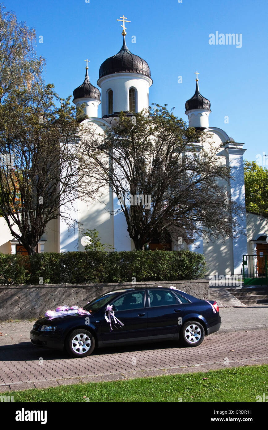 Wedding car in front of the Russian-orthodox Resurrection of Christ ...