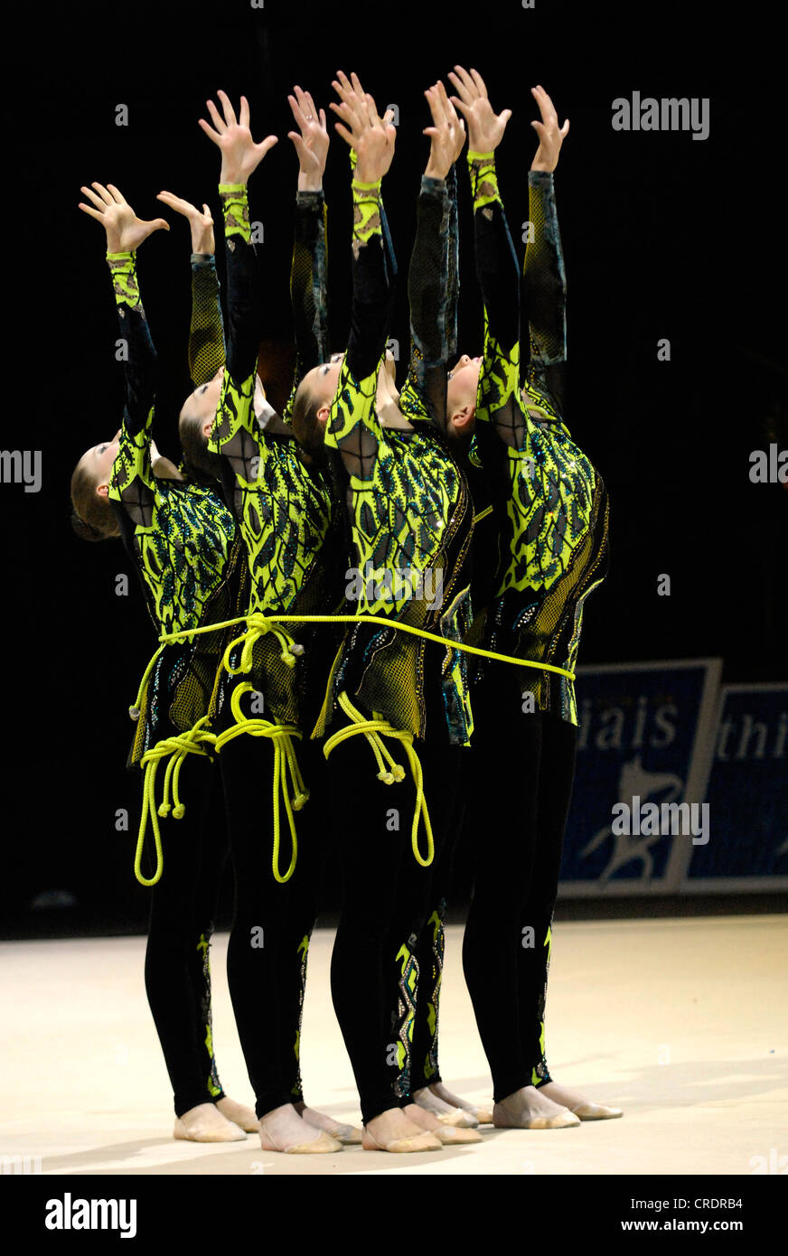 Women gymnasts hi-res stock photography and images - Alamy