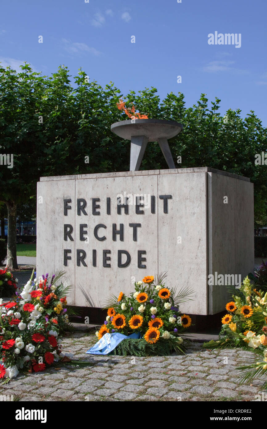 Theodor heuss platz freedom flame berlin hi-res stock photography and ...