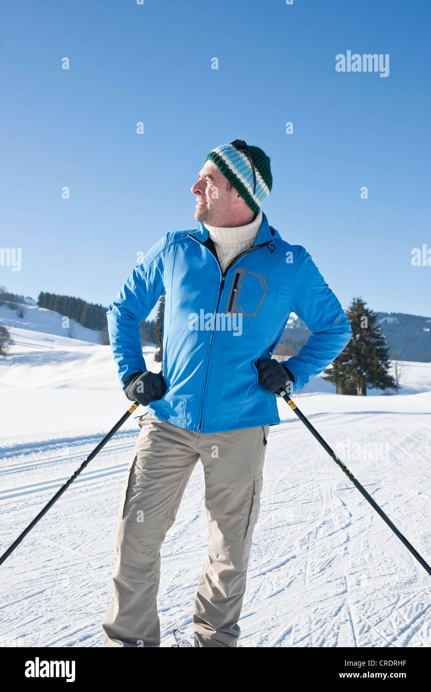 Cross-country skiing man Stock Photo - Alamy