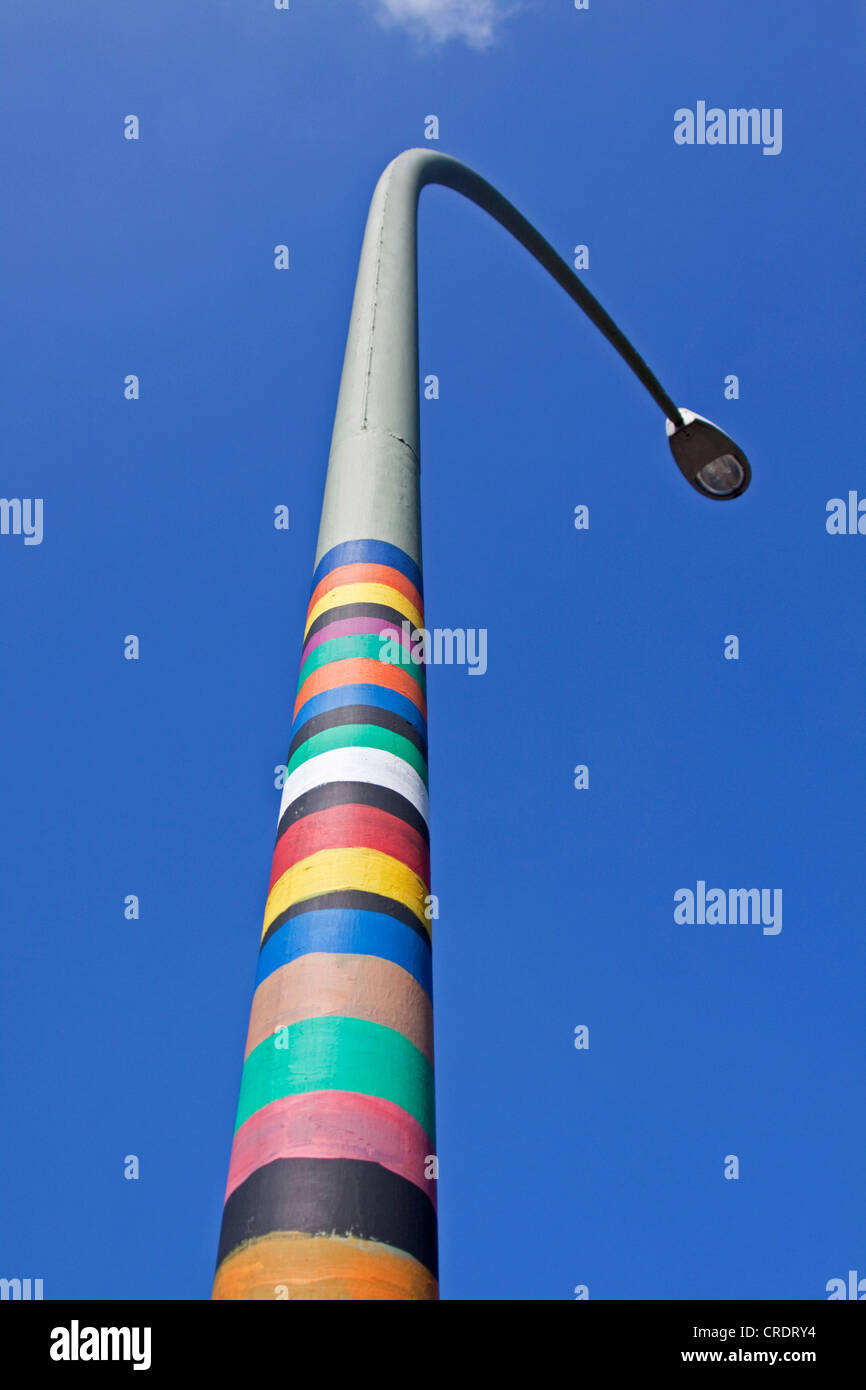 Curved lamppost hi-res stock photography and images - Alamy