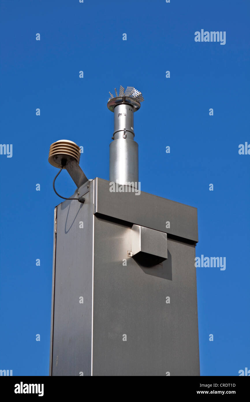 Particulate matter monitoring station, detail Stock Photo - Alamy