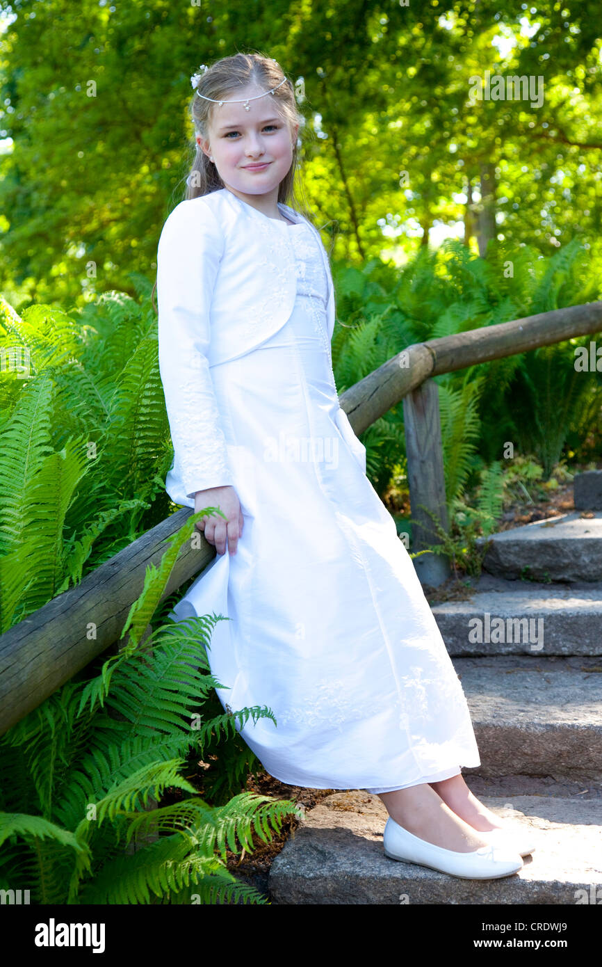 Communicant hi-res stock photography and images - Alamy