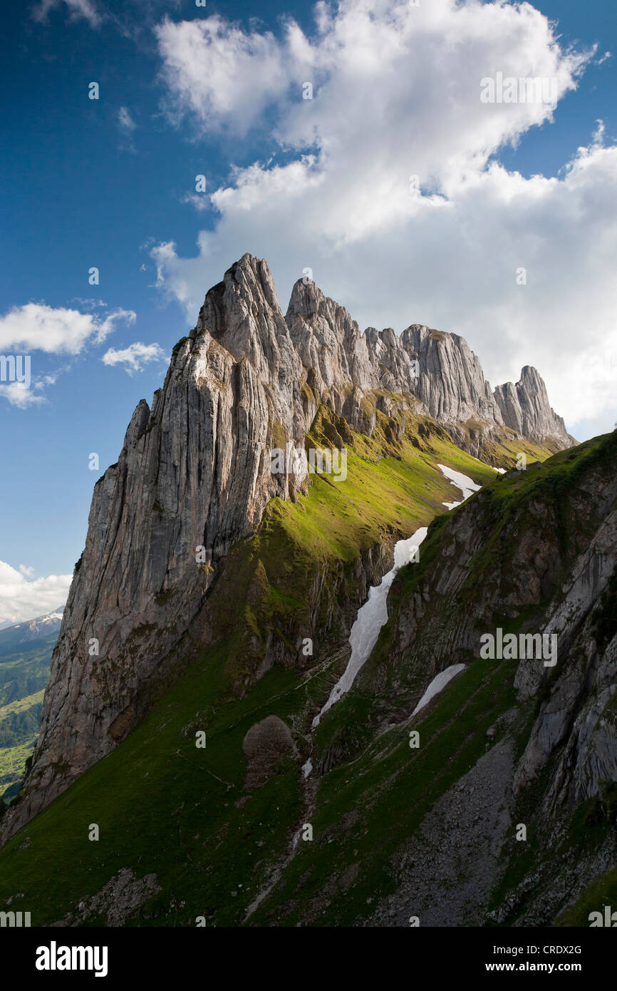 Kreuzberge mountains in the Alpstein range, Appenzell, Switzerland ...